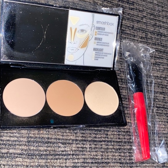 Smashbox | Makeup | Smash Box Contour Kit | Poshmark